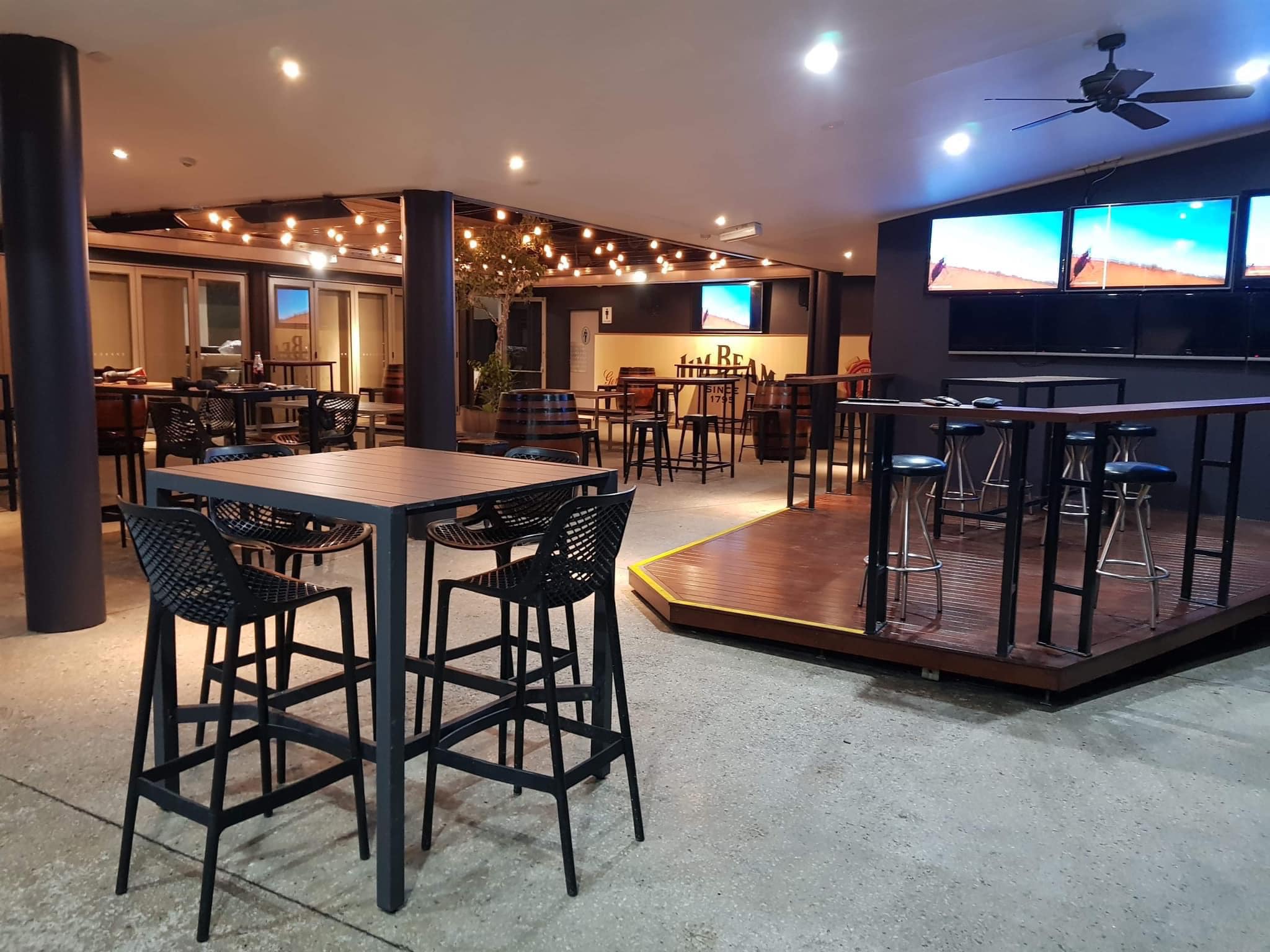 Contact Us - The Coffs Hotel